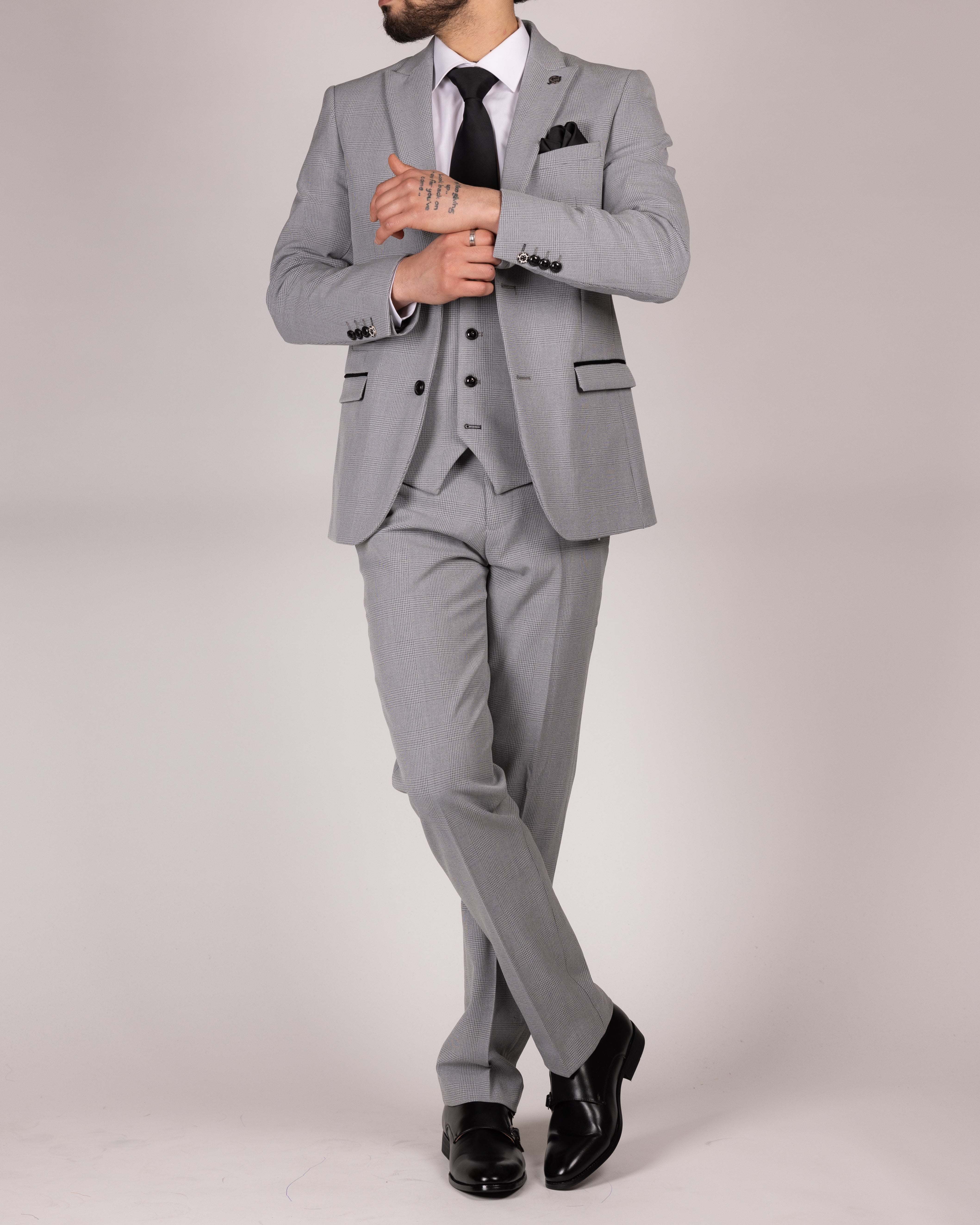 Bromley - Silver Grey Check Three Piece Suit – Milano Couture